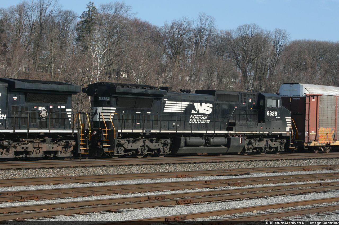 NS 8328